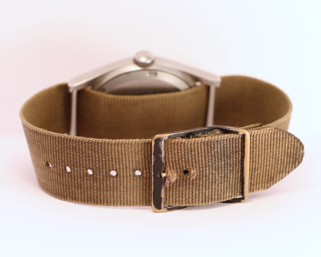 Hamilton H3 military “radiation symbol” – Brussels Vintage Watches