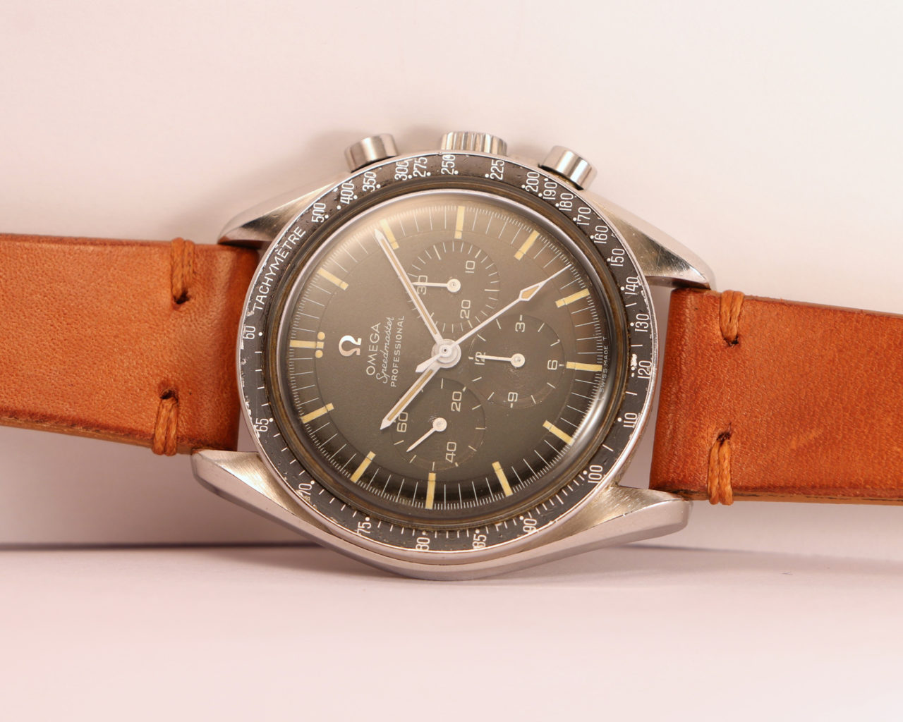 Omega Speedmaster pre-moon 105012-66 caliber 321 – Brussels Vintage Watches