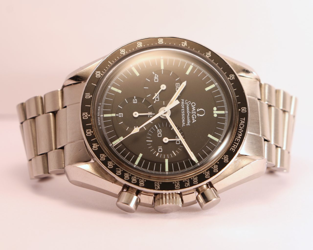 A 1974 Speedmaster forgotten in a drawer (part 2 : the restoration ...