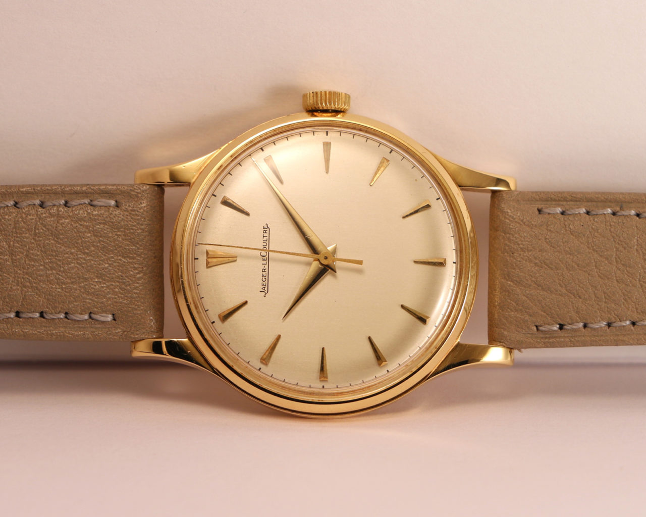 Jaeger-leCoultre 18K yellow gold beautiful condition fully serviced ...