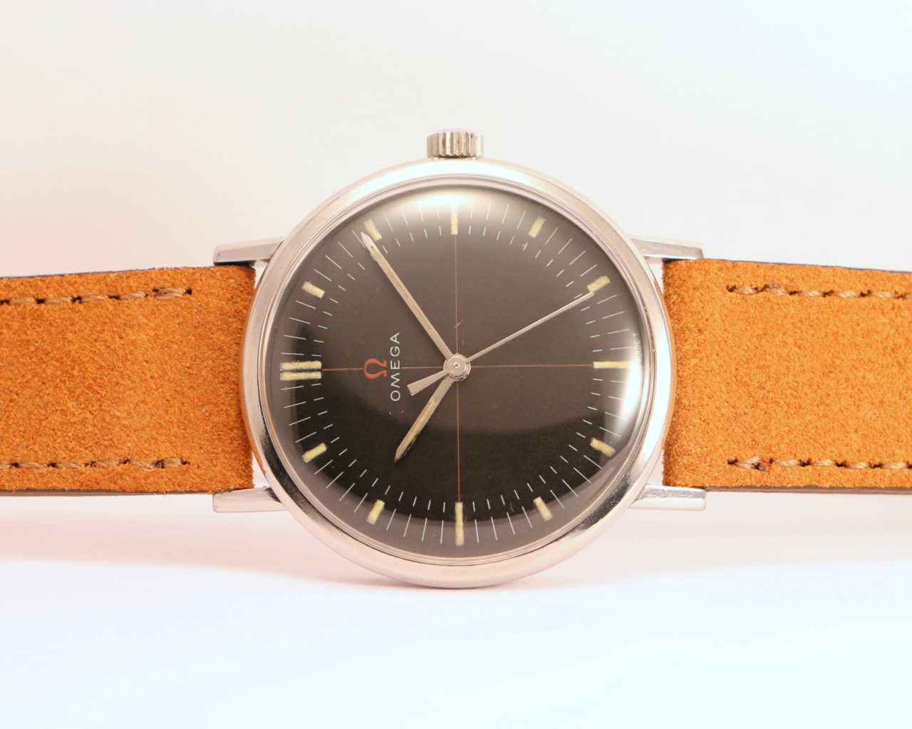 Rare Omega with black “technical” dial ref. 131.019 fully serviced ...