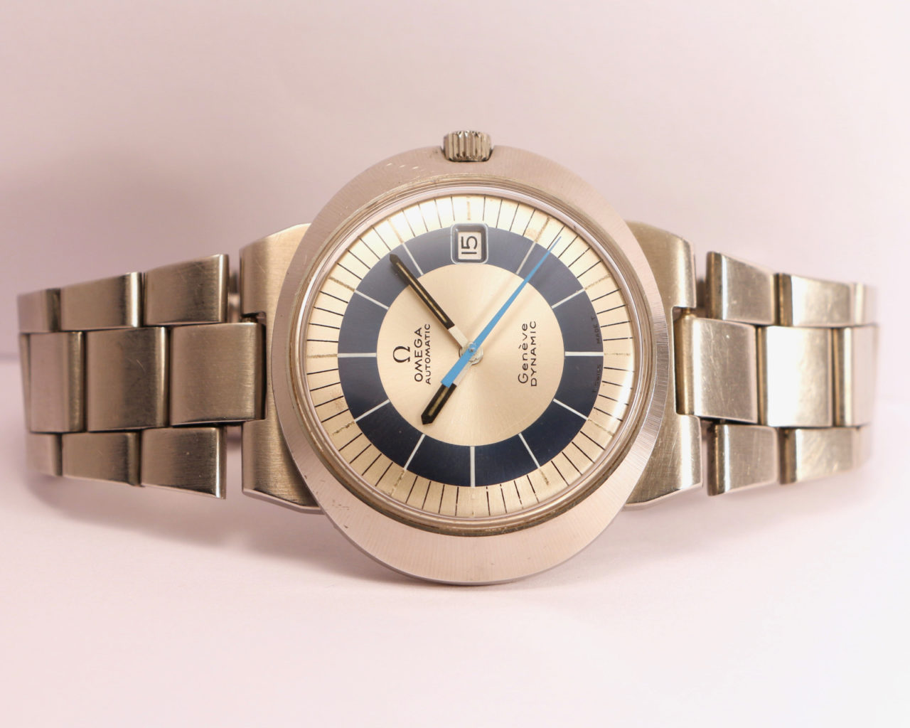 Omega Genève Dynamic ref. 136.033 with steel bracelet fully serviced ...