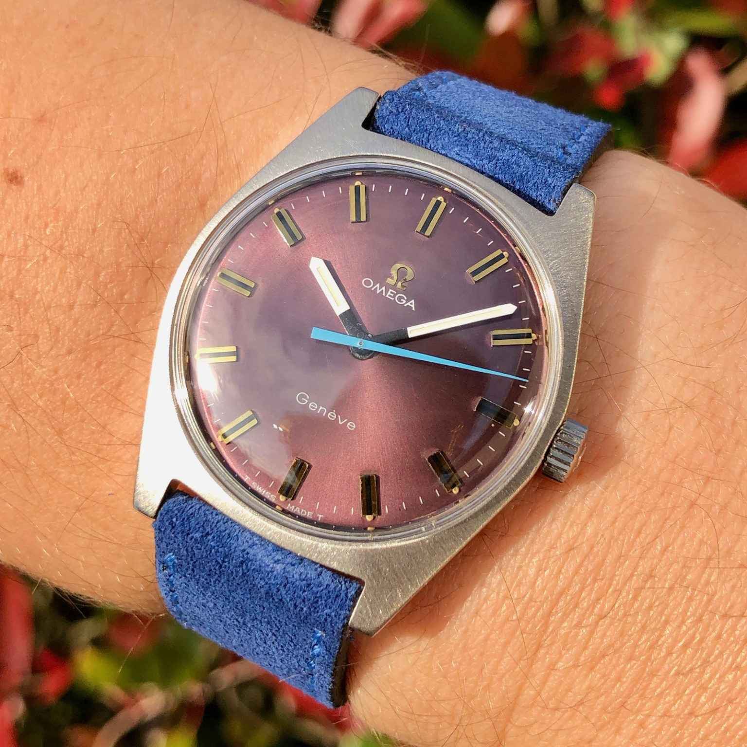 Omega Genève ref. 135.041 beautiful purple dial fully serviced ...