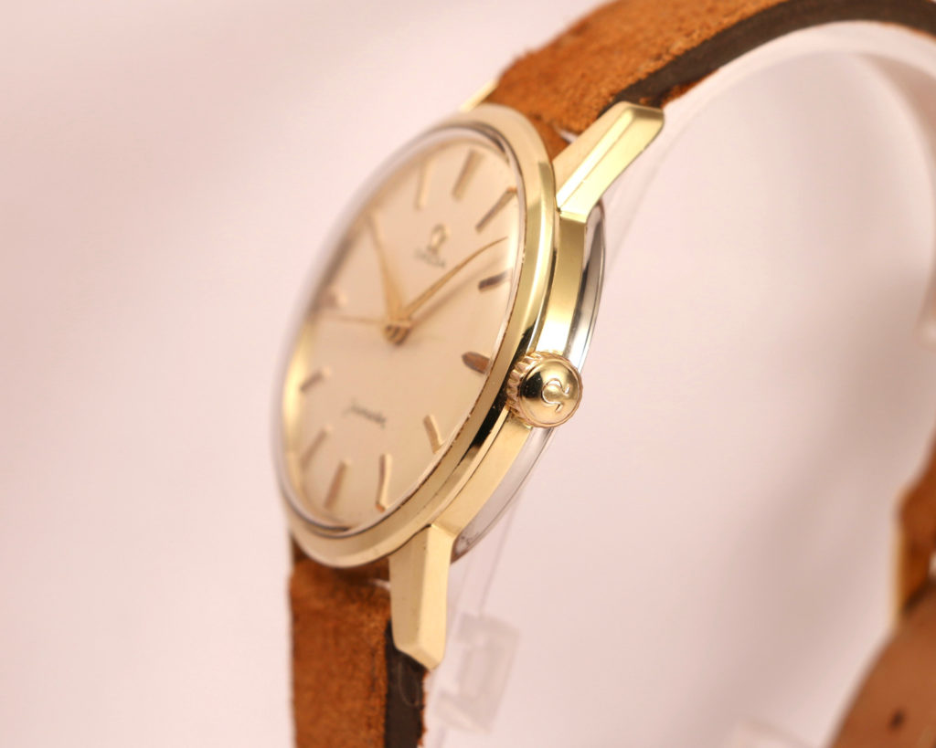 Rare Omega Seamaster ref. 14390 with original box and papers from 1966 ...