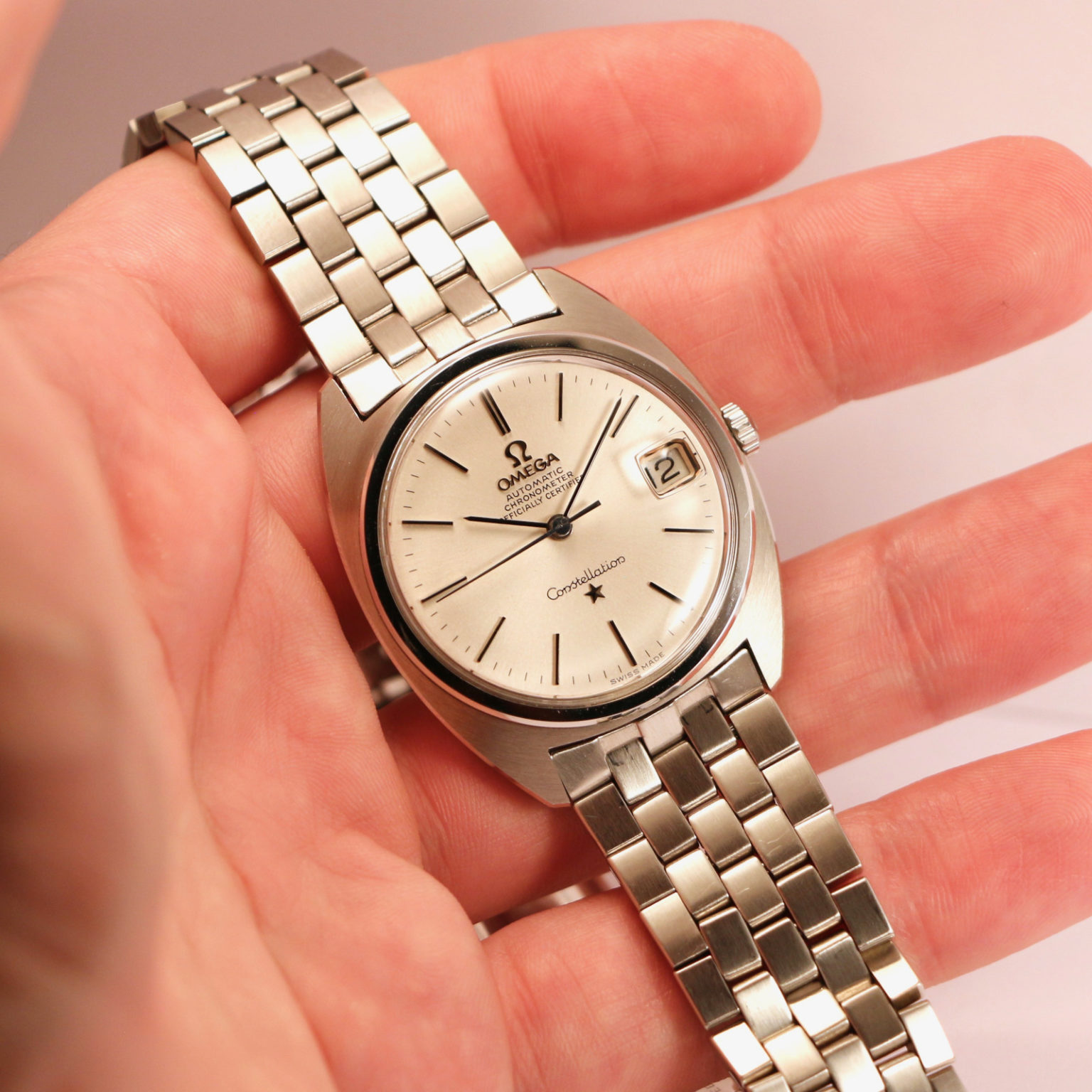 Exceptional Omega Constellation ref. 168.017 with original box and ...