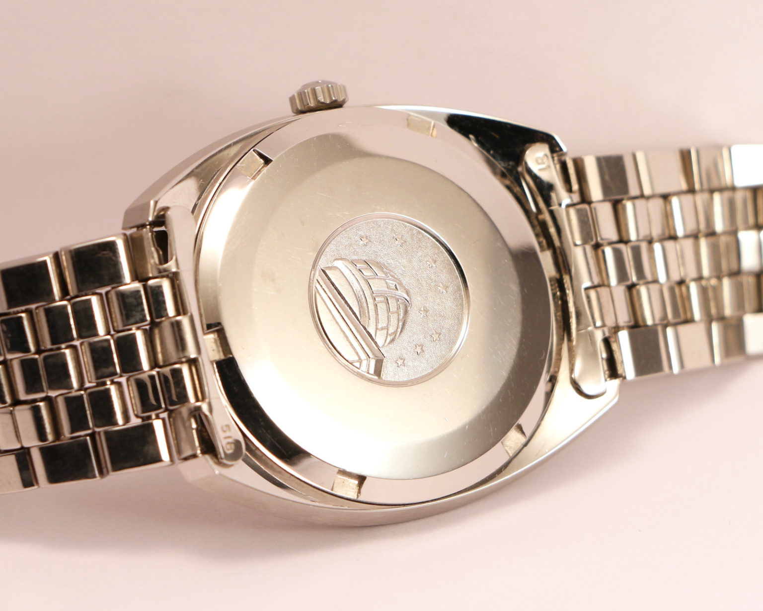 Exceptional Omega Constellation ref. 168.017 with original box and ...