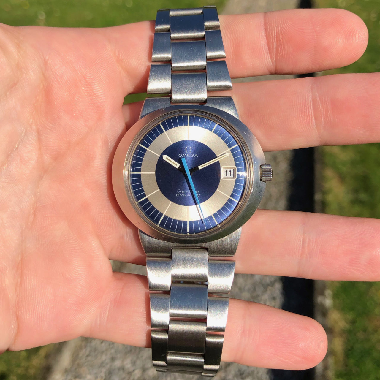 Omega Genève square case blue dial ref. 131.0042 – Brussels Vintage Watches