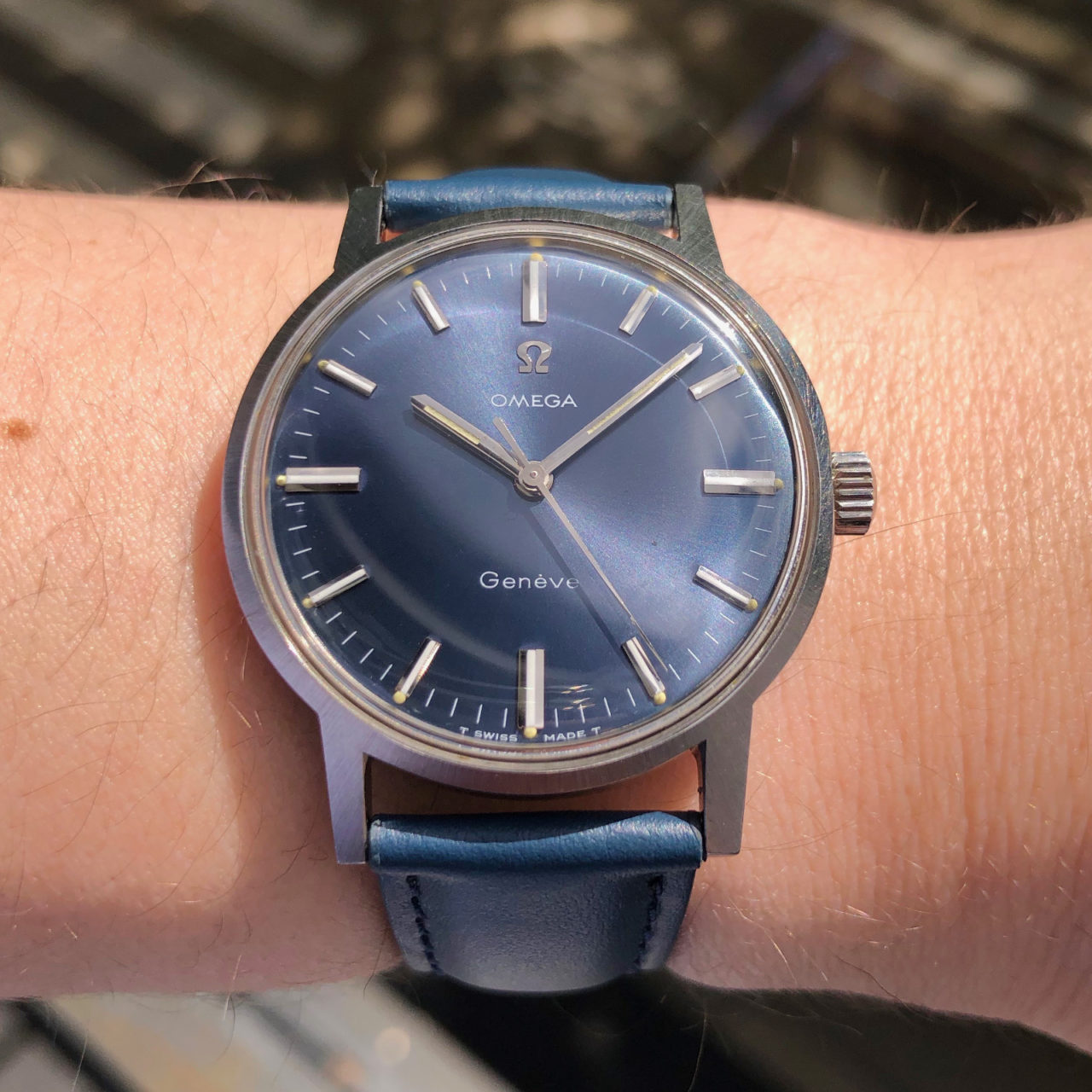 Omega Genève vintage ref. 135.070 beautiful blue dial – Brussels ...